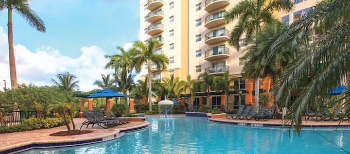 1bd/1ba At Palm Aire - Coral Springs, FL