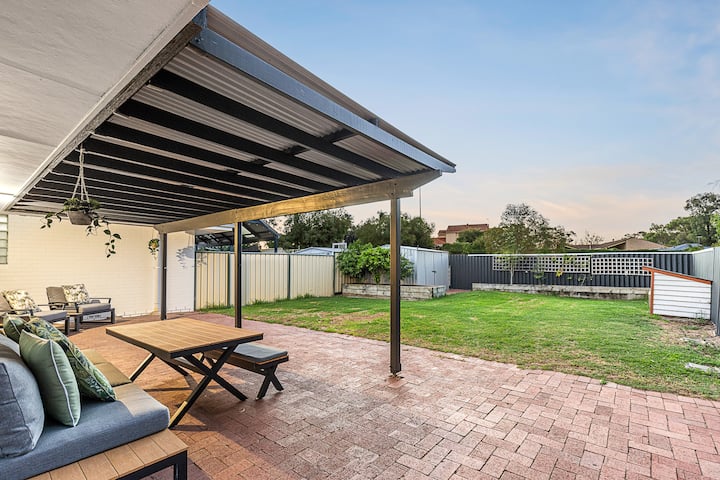 Peaceful Parkside Living, 5 Mins From Beach / Shop - Kingsley