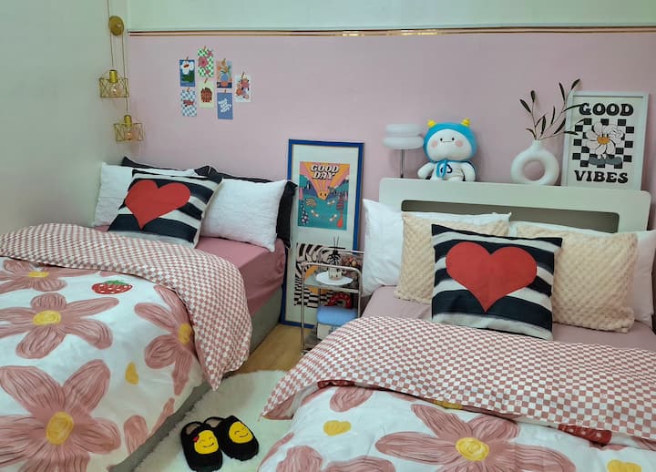 [신규오픈할인]
지하철역도보3분/단독독채/강남,명동,홍대,성수/가족친구/무료짐보관/침대4개 - Seoul