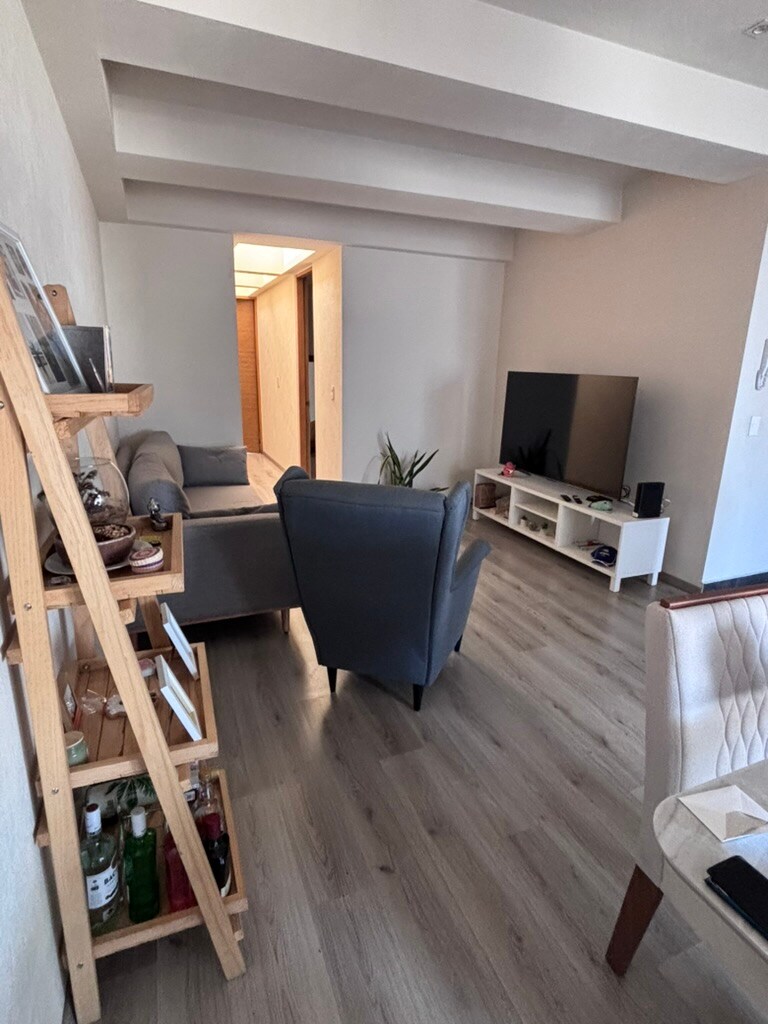Cuarto con baño privado y balcón - Departamentos en renta en Ciudad de ...