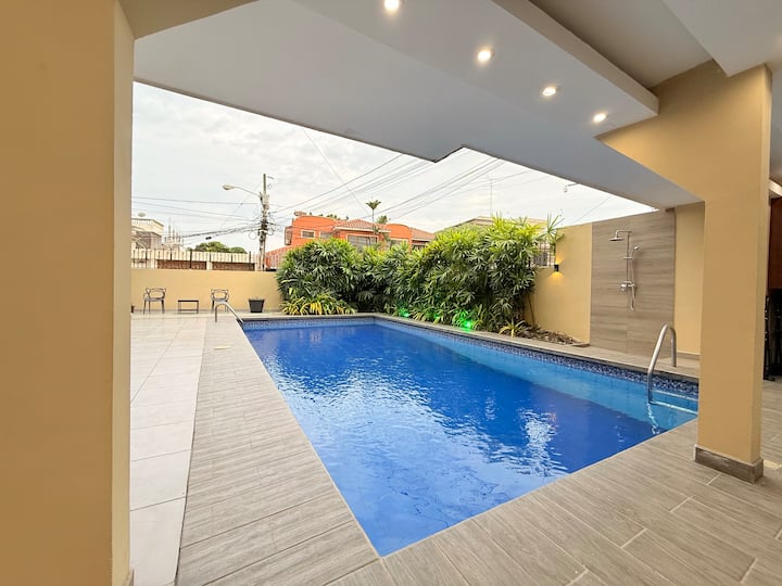 Exclusiva Suite Moderna Con Piscina | Zona Segura - Machala