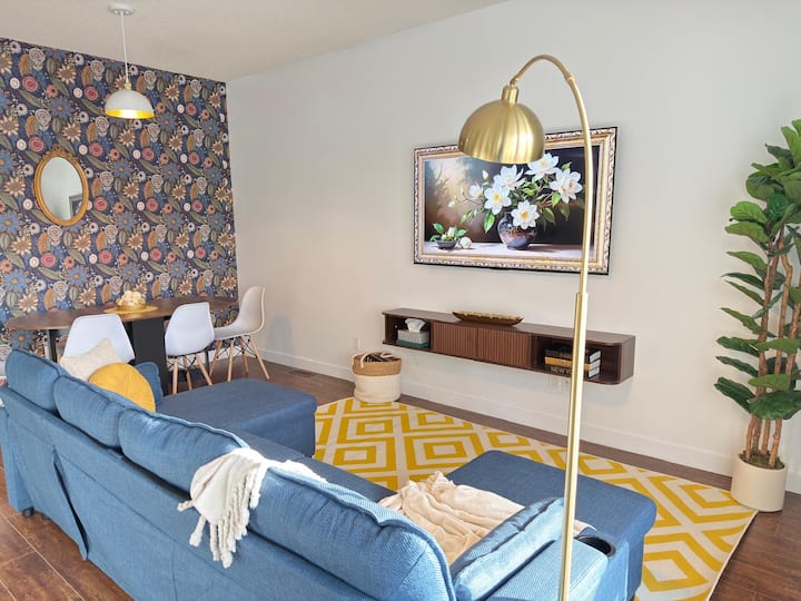 Modern Home W/ensuite Master•near General Hospital - Regina