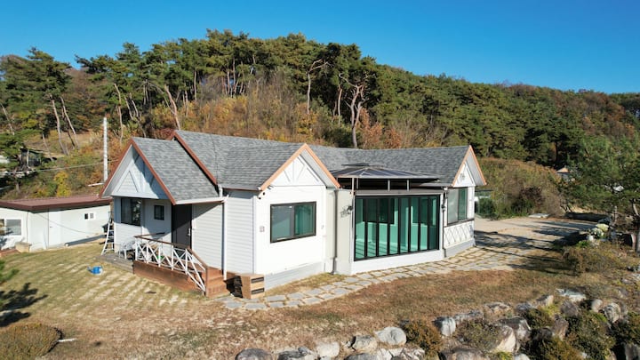 팔구네 민박 - 송하동