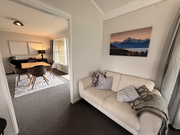 Walk To Town | Pets Ok | Sleeps 6 | Wi-fi - Twizel