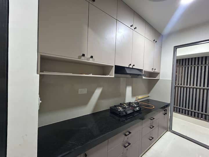 Just Vibes, Just Home - Gandhinagar