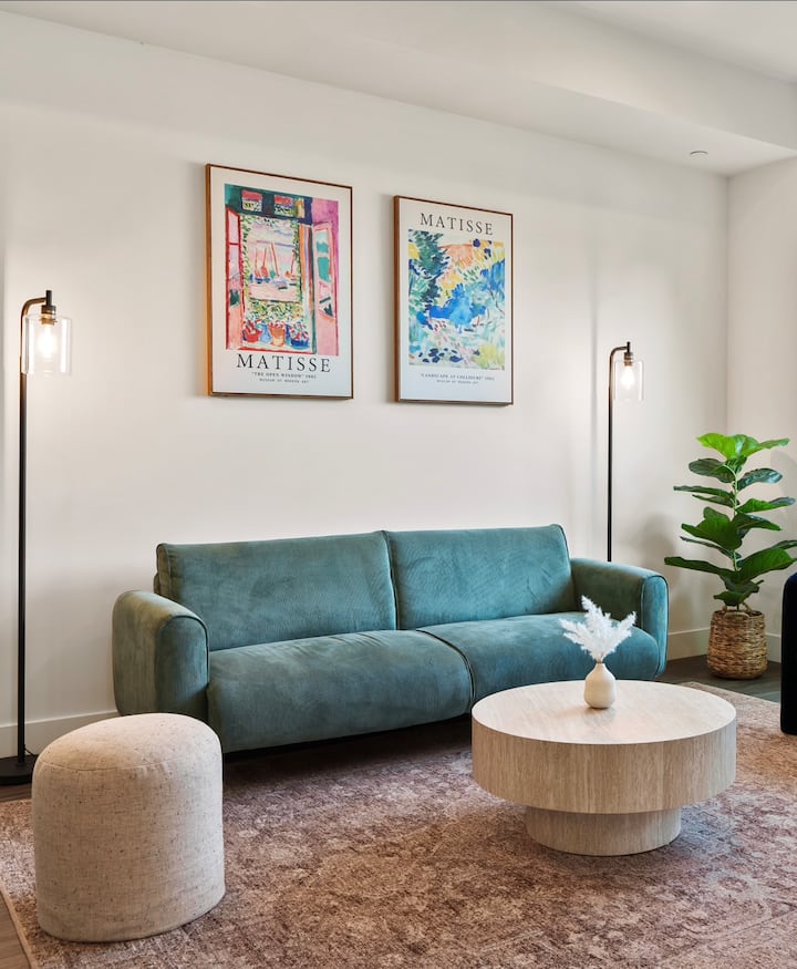 Sunny Hollywood - 1bd Free Parking, Gym - Los Angeles, CA