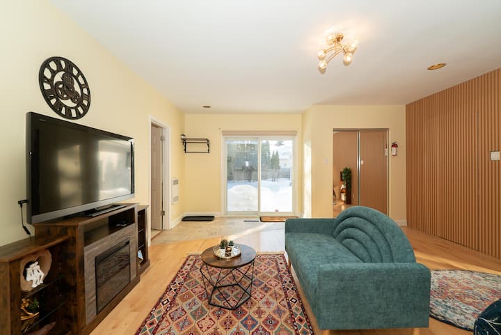 Cozy Private Studio Suite - Manitoba