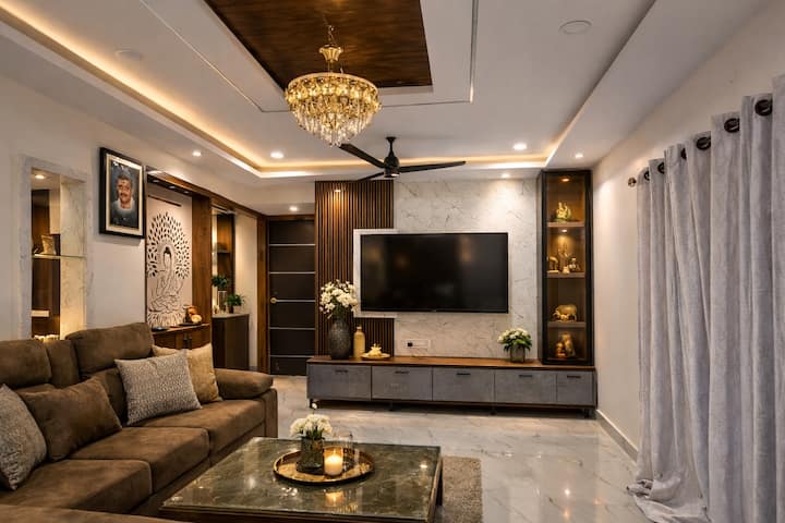 A Serene Premium 1bhk $ Crafted Haven For Couples - Visakhapatnam