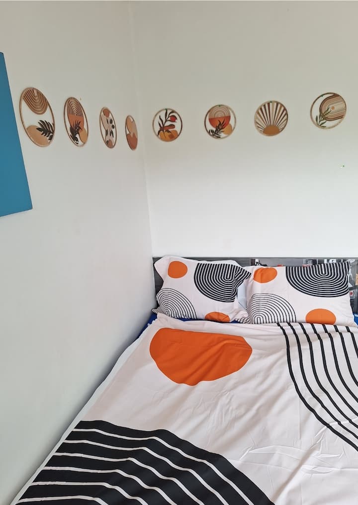 Longs Et Moyens Séjours - Chaville