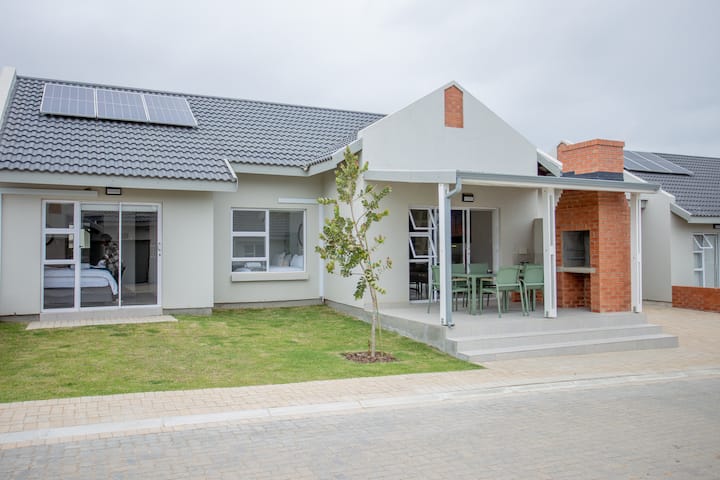 1 On York, Apartment 29, Superb 3-bedroom George - George