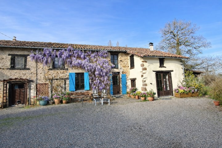 Chambre Familiale Et Salle De Bains Privative - Saint-Junien