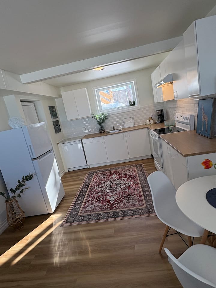 Queen Elizabeth 1 - Charlottetown