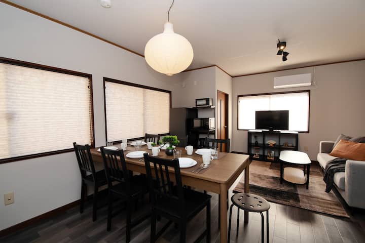 【26.3 Newopen】広島駅徒歩11分 新幹線降りてすぐ荷物を預けて手ぶら観光とグルメ 一軒家 - Japan