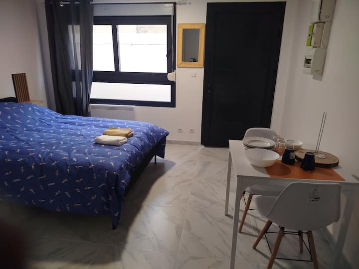 Studio Mantes-la-jolie Face Gare - Mantes-la-Jolie