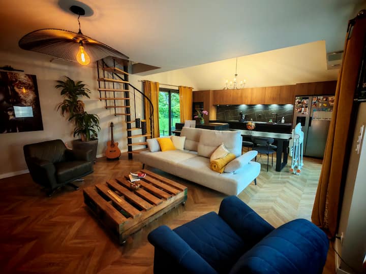 Maison Lescar, Confortable Et Calme - Lescar