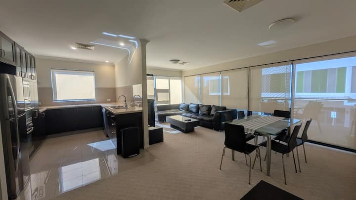5 Braidstone A Remarkable Apartment - Nedlands