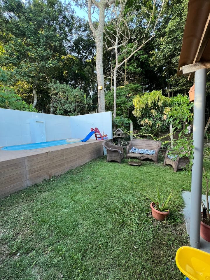 Casa Com Piscina + Natureza | Ideal Para Famílias. - Vila Velha