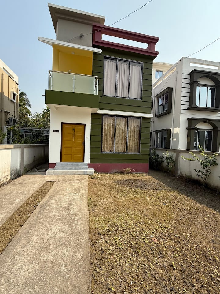 Fully Furnished New Bunglow Near To Nature - Kolkata