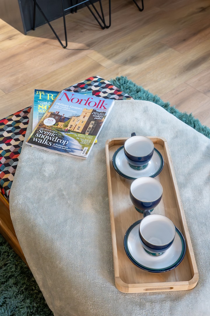 Stylish Apartment - 5 Mins Holt - Firepit & Views - Holt