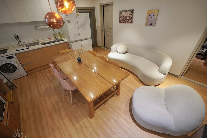 Big House, 4 Big Rooms(max. 12) In Sinchon/hongdae - Seúl