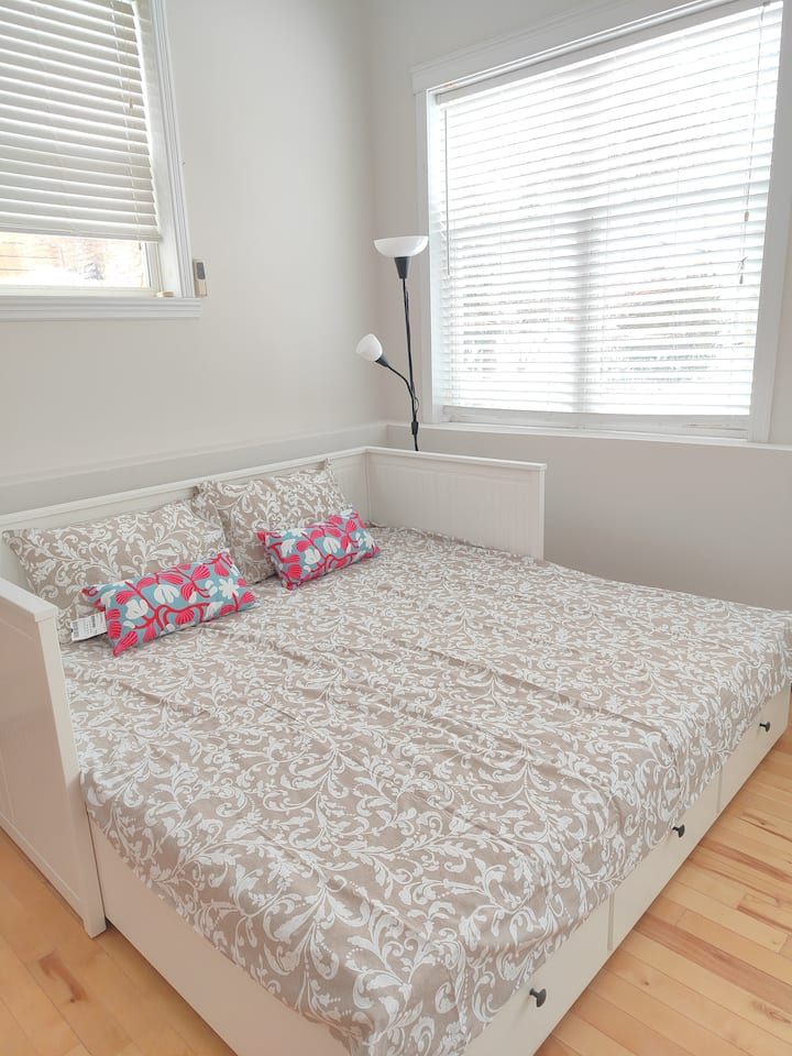 Sun-filled Downtown Loft With Privateentrance(1-a) - Halifax