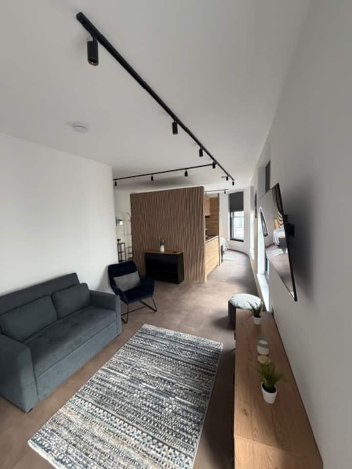 Central St Helier Studio Apartment - Jersey