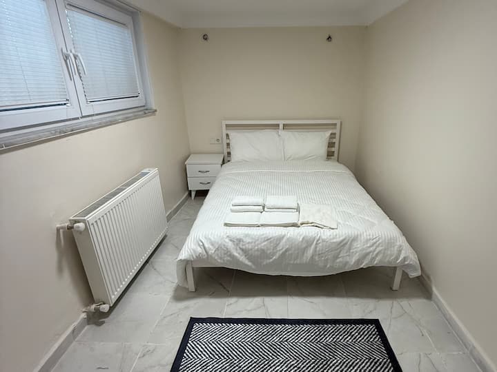New Furnished 1-br Spacious Apartment - Beyoğlu