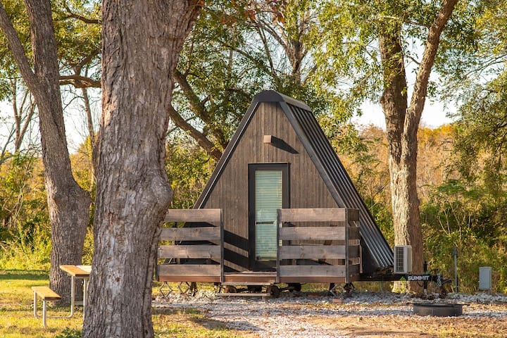 Cozy A-frame For Two - Waco, TX