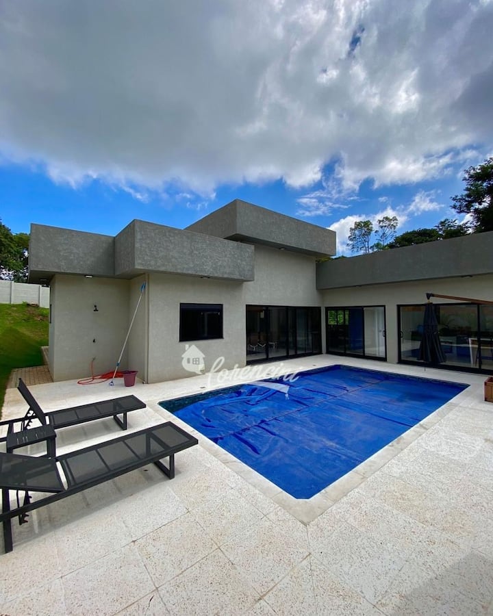 Natureza E Sofisticação. - Atibaia