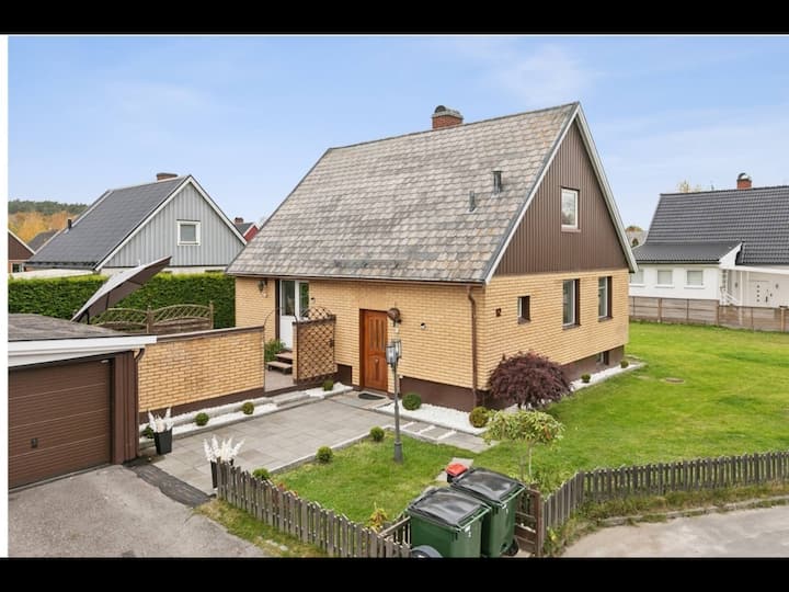 Renovated Luxury 3 Floor Villa 164m2 - Norrköping