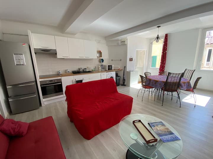 "Le Laly" T3 Centre-clim-wifi. Proche Port - 라 시오타