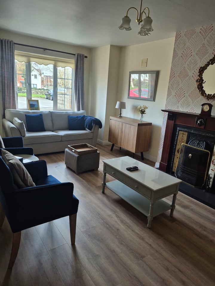 The Banner House - Ennis