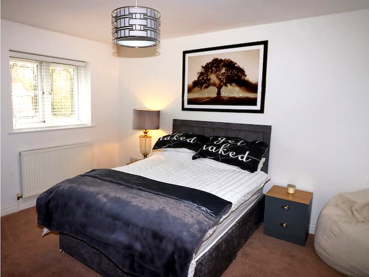 Cozy West Derby Retreat – Near Alder Hey & Anfield - Liverpool
