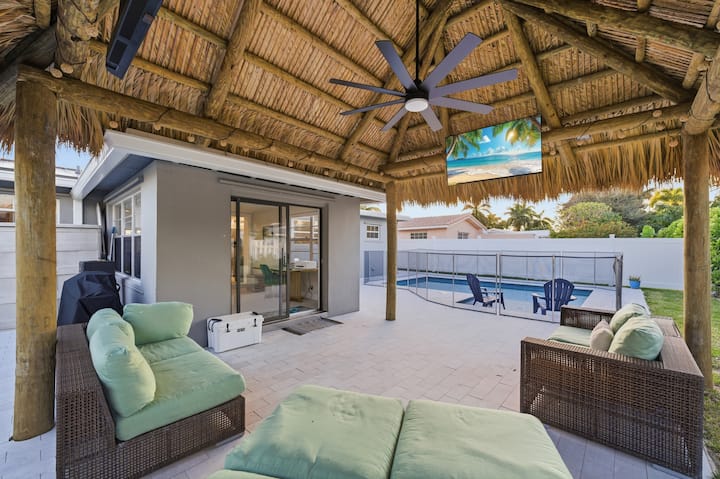Coastal Retreat Near The Beach | Sleeps 10 - Deerfield Beach, FL
