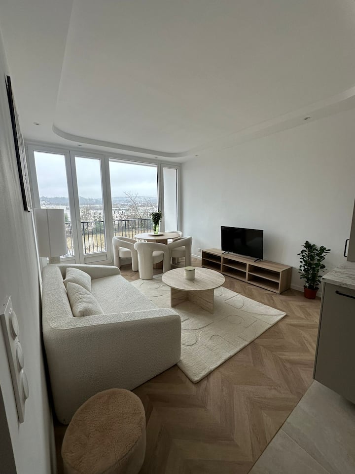 Appartement Moderne Et Calme, Vue Sur La Seine. - ibis Styles Paris Boulogne Marcel Sembat