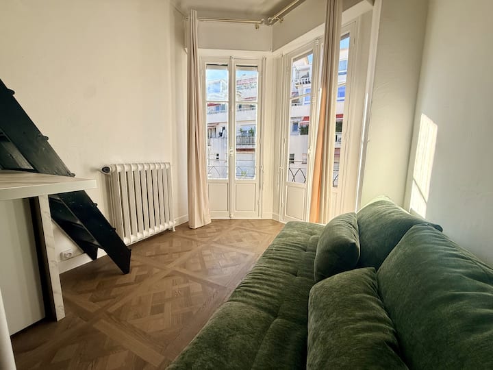 Studio Cosy Avec Mezzanine · 100 M Plage & Gare - Nizza
