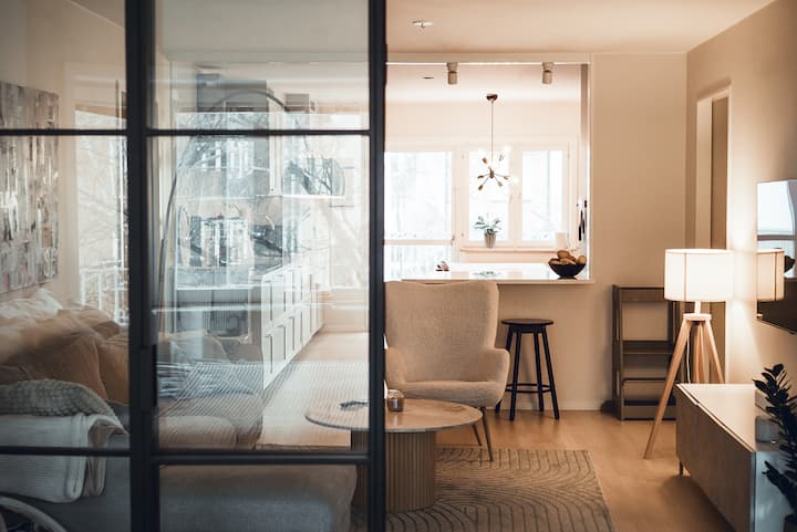 Modern 3br Vasastan Flat W/ Office & Balconies - Stockholm