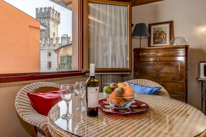 Luxury Castle View & Two Terrace - Sirmione