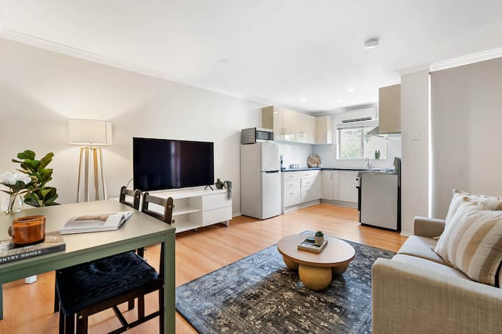 Sunny Side Studio - Mosman Park - Swan River