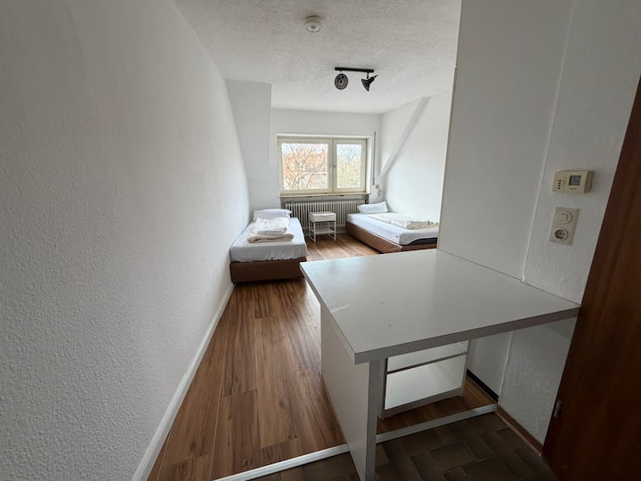 Ruhiges 1 Zimmer Apartment In Zentraler Lage - Kaiserslautern