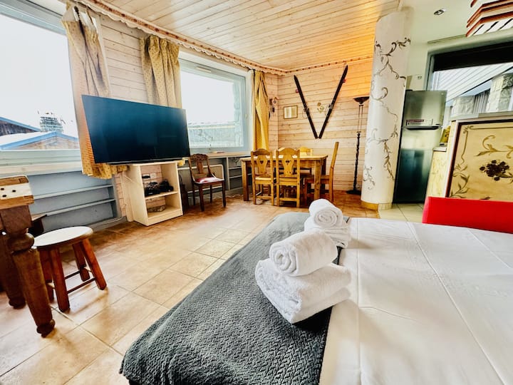 New Ski-in Ski-out 1 Bedroom Apt In Courchevel - Courchevel 1850