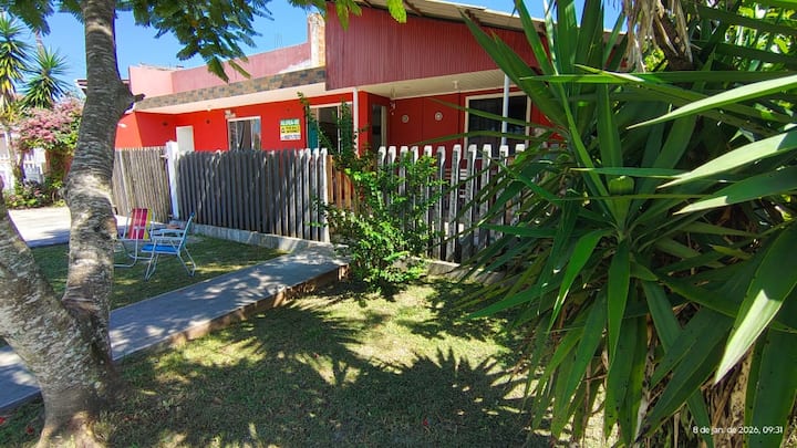 Casa De Praia Em Matinhos, 200 Metros Do Mar - Matinhos
