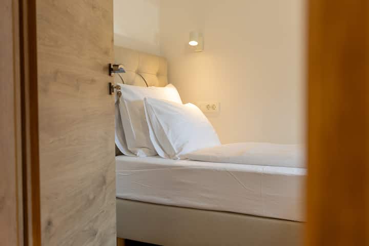 Adelsberg Inn Single Room - Postojna