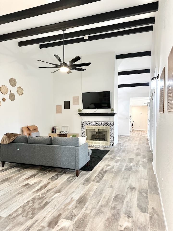 Litchfield Golf Retreat | 2br, Fireplace, Bbq - Litchfield Park, AZ