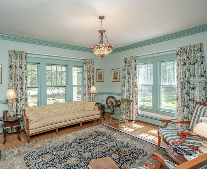Walkable To Town, Beaches Close, Historic Charm! - Ocean Isle Beach, NC