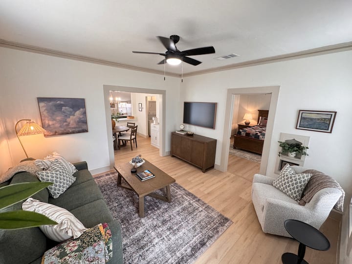 Washington Hideaway - Seguin, TX