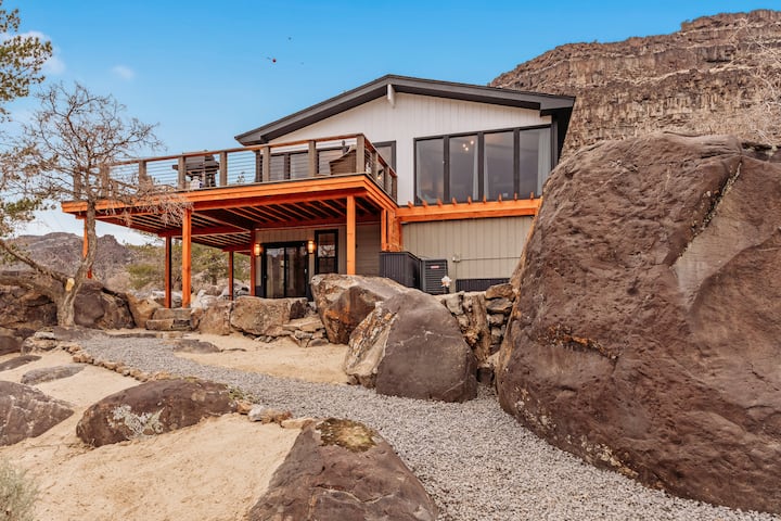 Warm Creek Cottage/in Canyon & River Views! - Twin Falls, ID