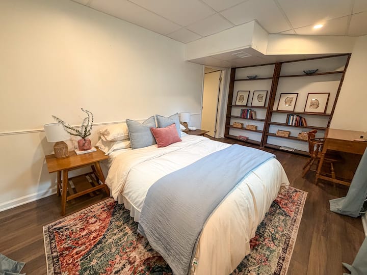 Private In-law Suite In Peaceful
Neighborhood - Dunwoody, GA