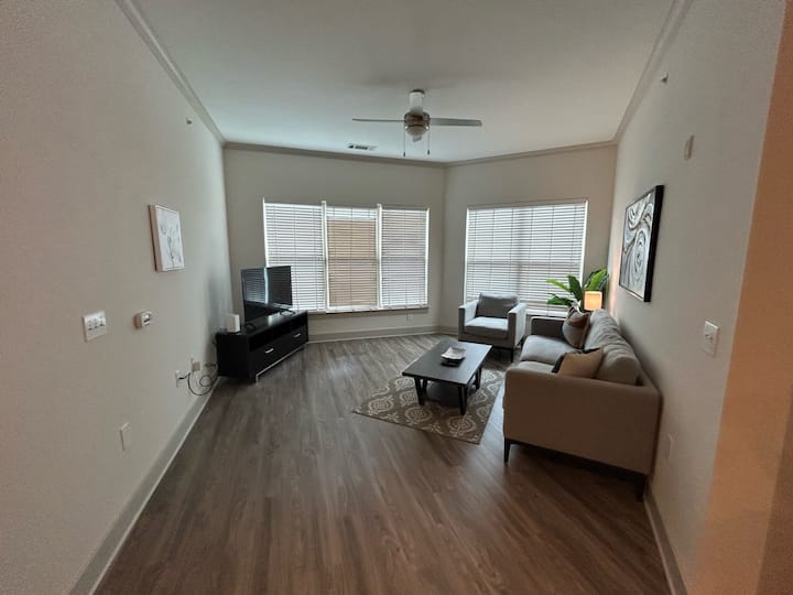 2 Br Spacious Apt In Henrico Va - Wyndham, VA