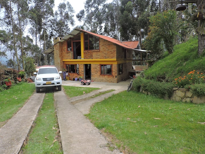 Phuyu Wasi - El Rosal